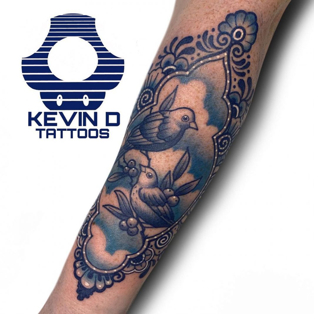 Delft Blue Tattoos: Conheça as tatuagens de porcelana! - Blog Tattoo2me