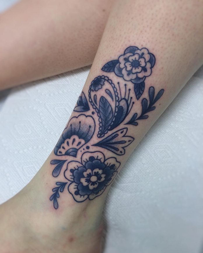 Delft Blue Tattoos: Conheça as tatuagens de porcelana! - Blog Tattoo2me